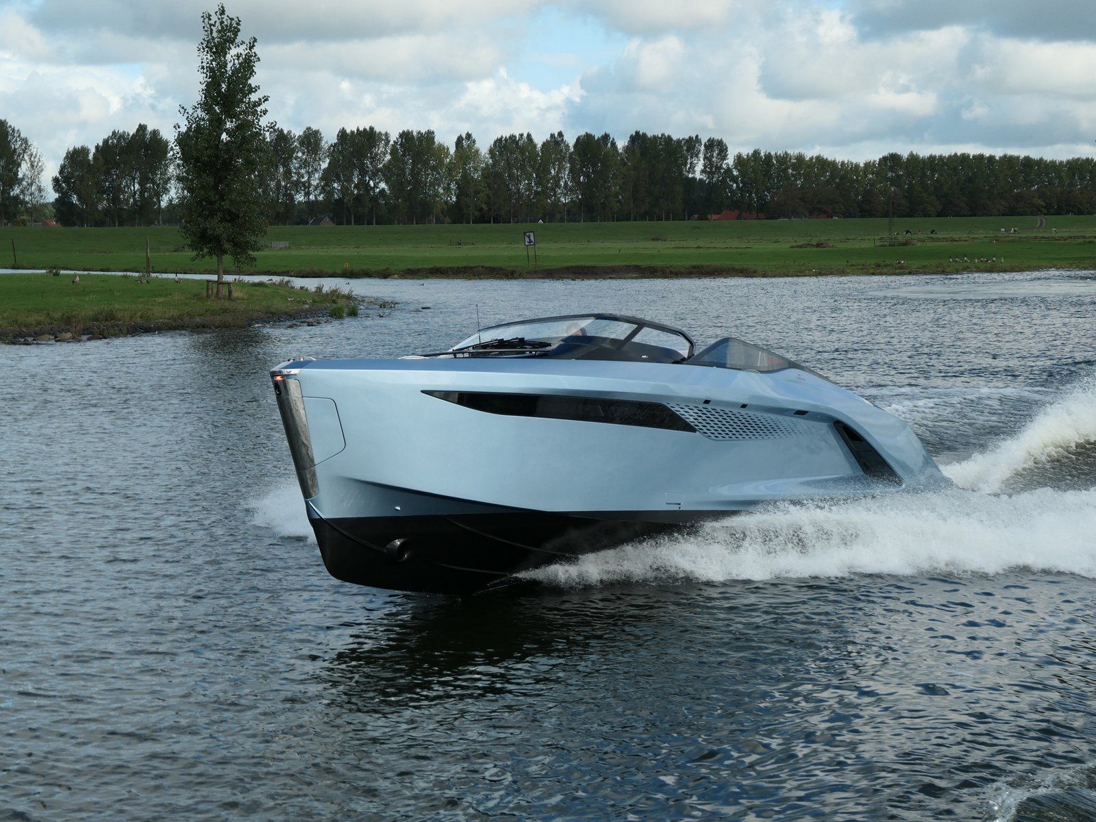 PRINCESS R35 - Lengers Yachts: Luxury Yacht dealer Europe