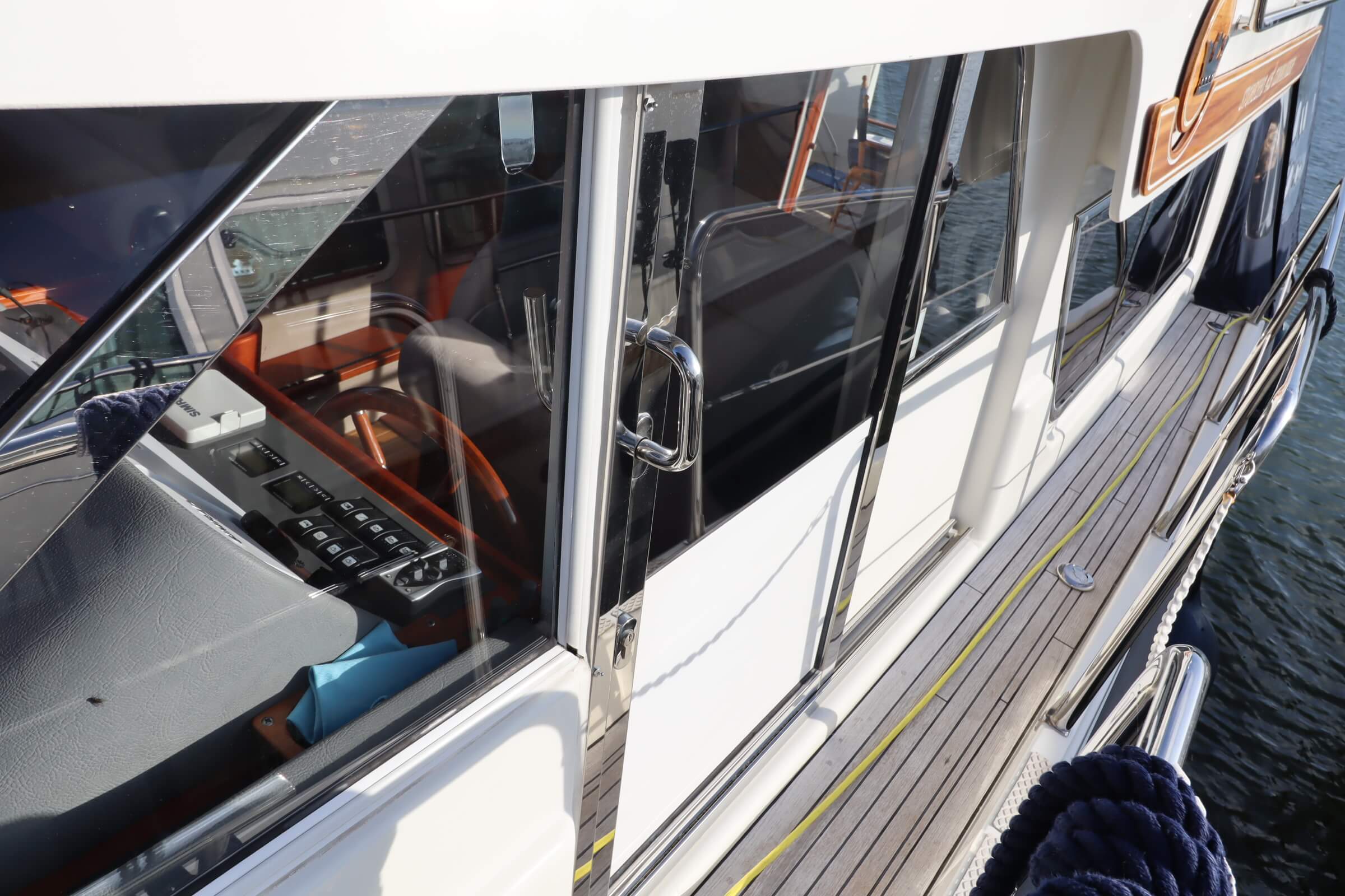 Storebro 435 Commander #11 - Lengers Yachts: Luxury Yacht dealer Europe