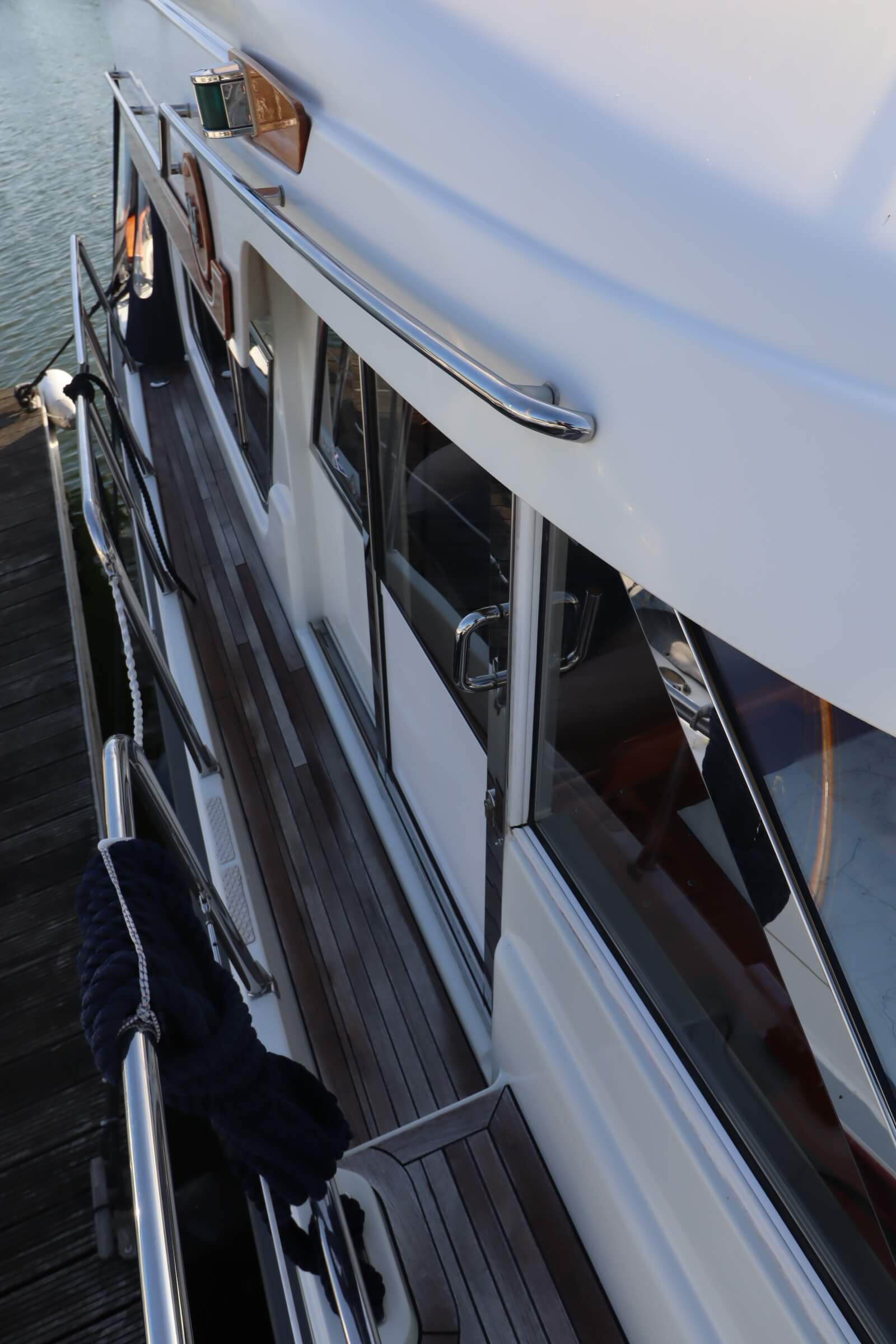 Storebro 435 Commander #11 - Lengers Yachts: Luxury Yacht dealer Europe