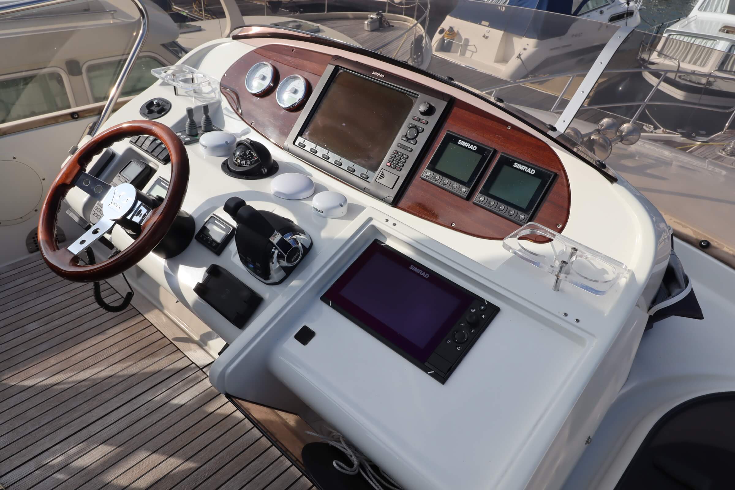 Storebro 435 Commander #11 - Lengers Yachts: Luxury Yacht dealer Europe