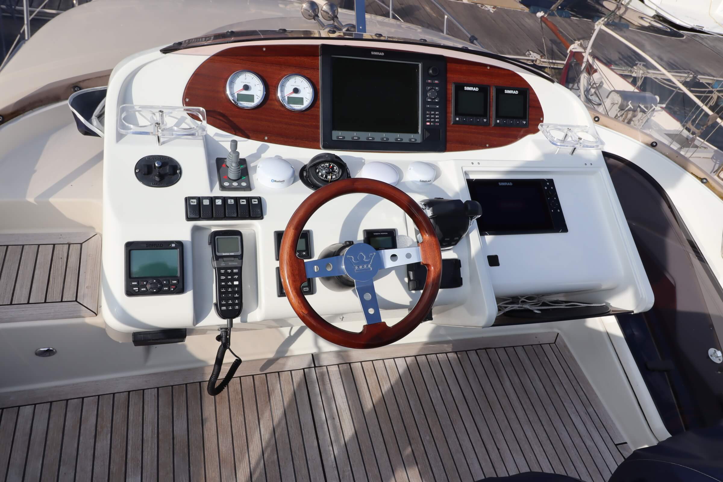 Storebro 435 Commander #11 - Lengers Yachts: Luxury Yacht dealer Europe