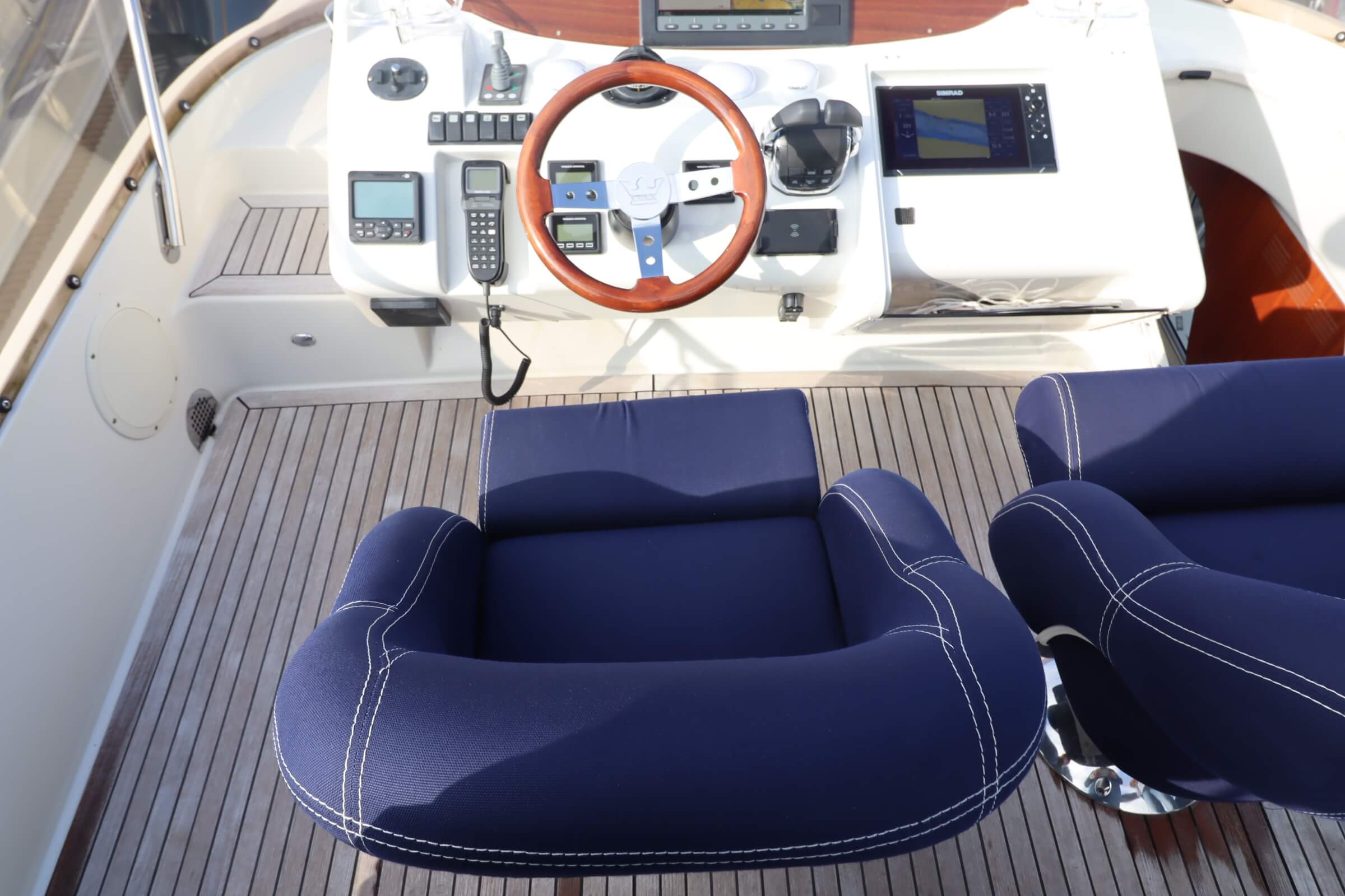 Storebro 435 Commander #11 - Lengers Yachts: Luxury Yacht dealer Europe