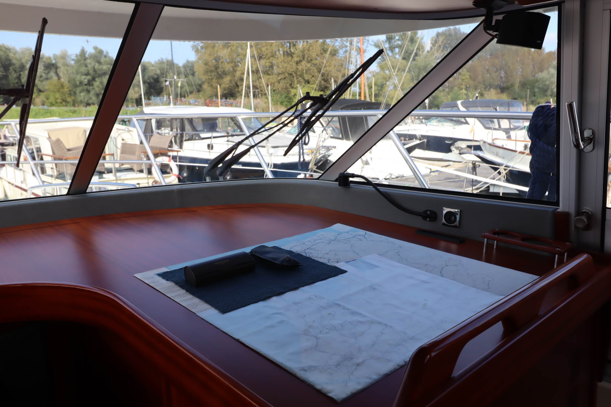 Storebro 435 Commander #11 - Lengers Yachts: Luxury Yacht dealer Europe